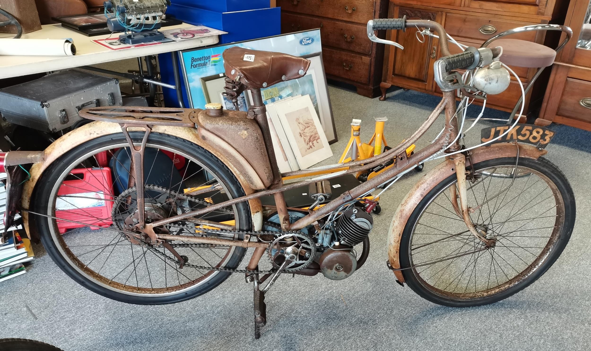 Peddle motor bike Mobylette AV32 Pantin Reg 599 XVM Restoration/spares