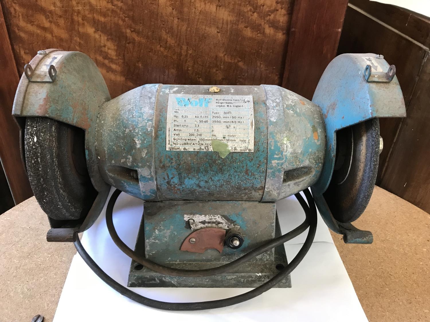 Wolf bench grinder store