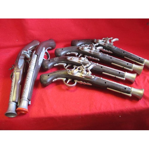 x6 plastic flintlock child's toy pistols, a couple a/f