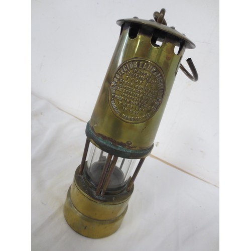 A Protector Lamp & Lighting Co Ltd of Eccles, Manchester Patent Utility ...