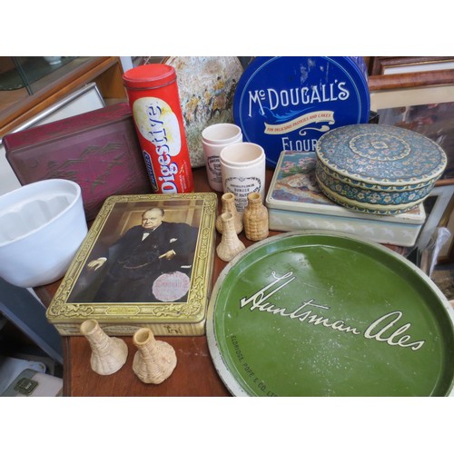 A vintage Huntsman Ales round tray (Eldridge Pope Dorchester), various ...