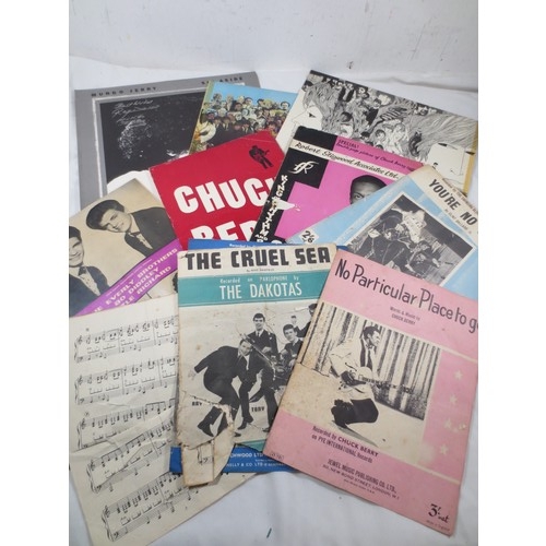 Vinyl LPs - autographed Mungo Jerry Six Aside, (signed Mungo Jerry and ...