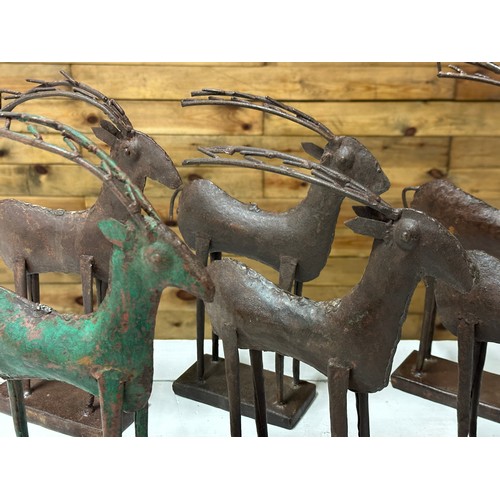 Set of 6 metal rustic deers. Dimensions- Width- 27 cm, Height-33 cm.