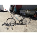 A Raleigh Free Ride LX half suspension bicycle 18" frame