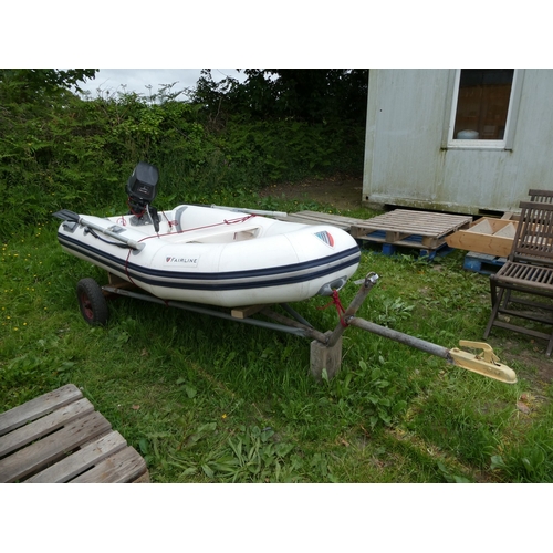 A Fairline Valiant D-270 RIB with Yamaha 8hp outboard engine, paddles ...