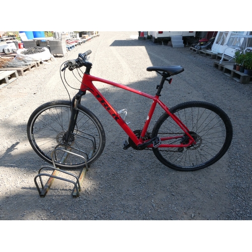 A Trek Gold Alpha aluminium half suspension bicycle 19" frame