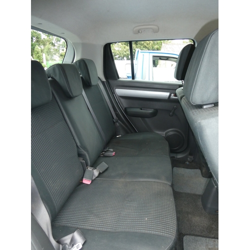 A 2005 Suzuki Swift GLX 1.5 five door hatchback J105478 (petrol ...