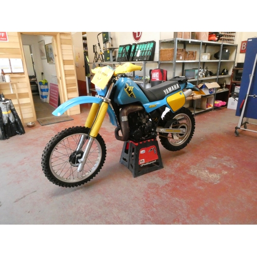 A 1983 Yamaha IT 490 motocross motorcycle - in need of recommissioning ...