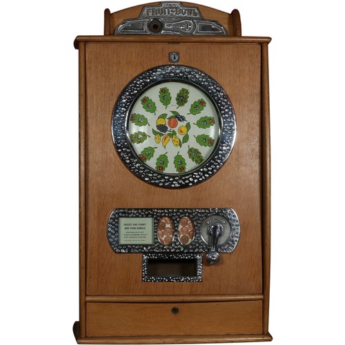 Bryans Fruit-Bowl Coin Operated Slot Machine in very nice original ...