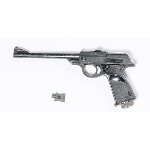 A .177" Walther LP53 break action air pistol, number 098698. GWO & GC ...