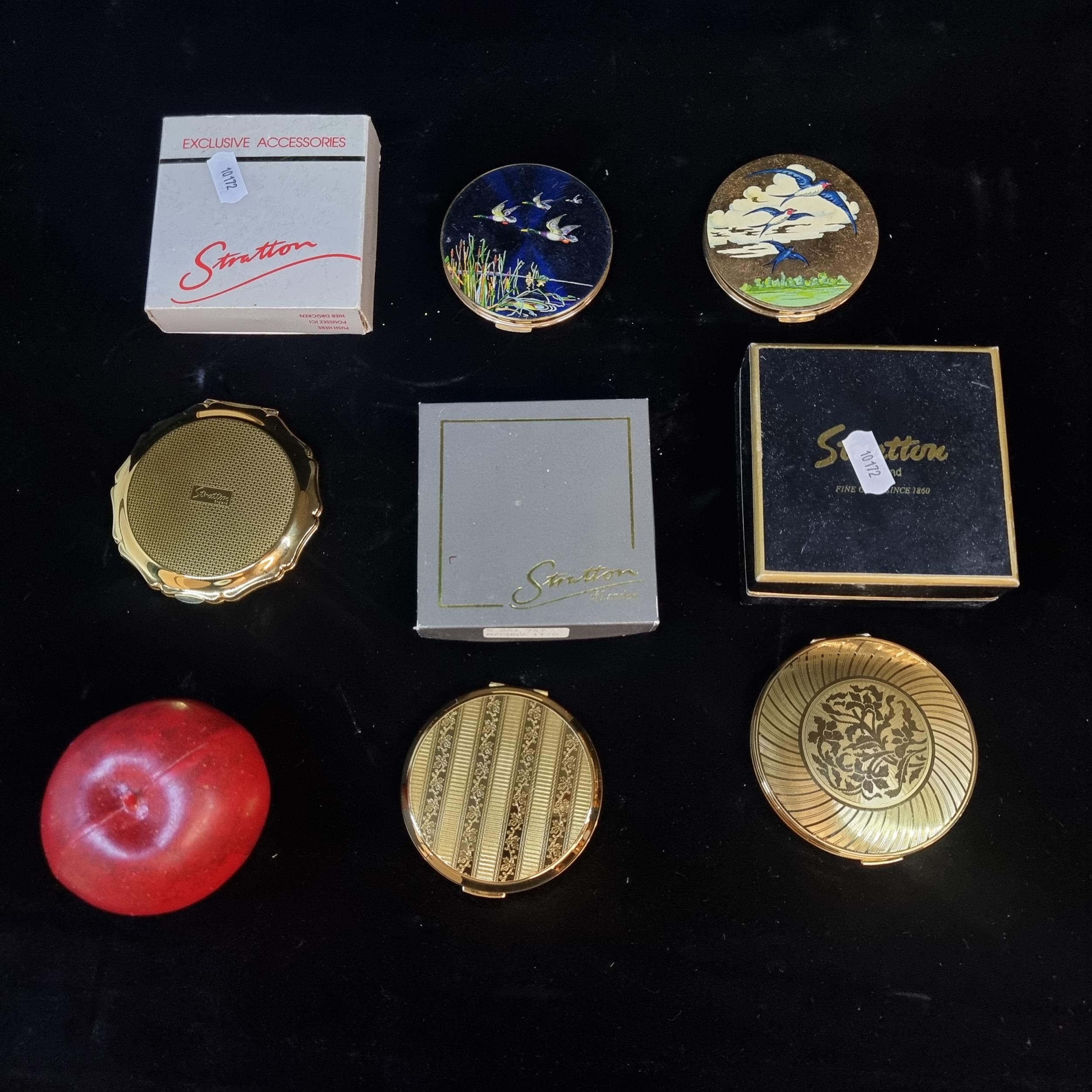 A selection of five vintage powder compacts by Stratton England ...
