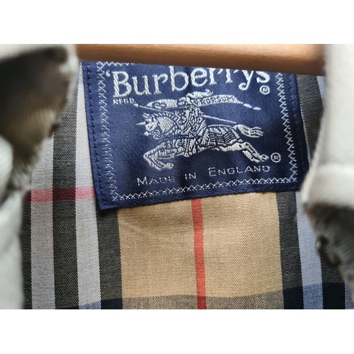 Star Lot : A beautiful vintage Burberrys double breasted trench coat ...