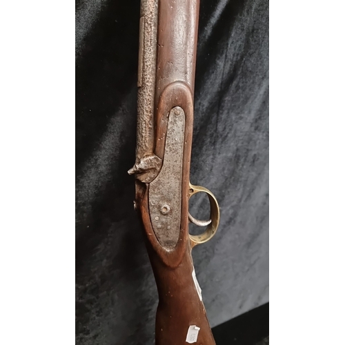 Star Lot : A Super antique flintlock rifle, with brass accents and ...