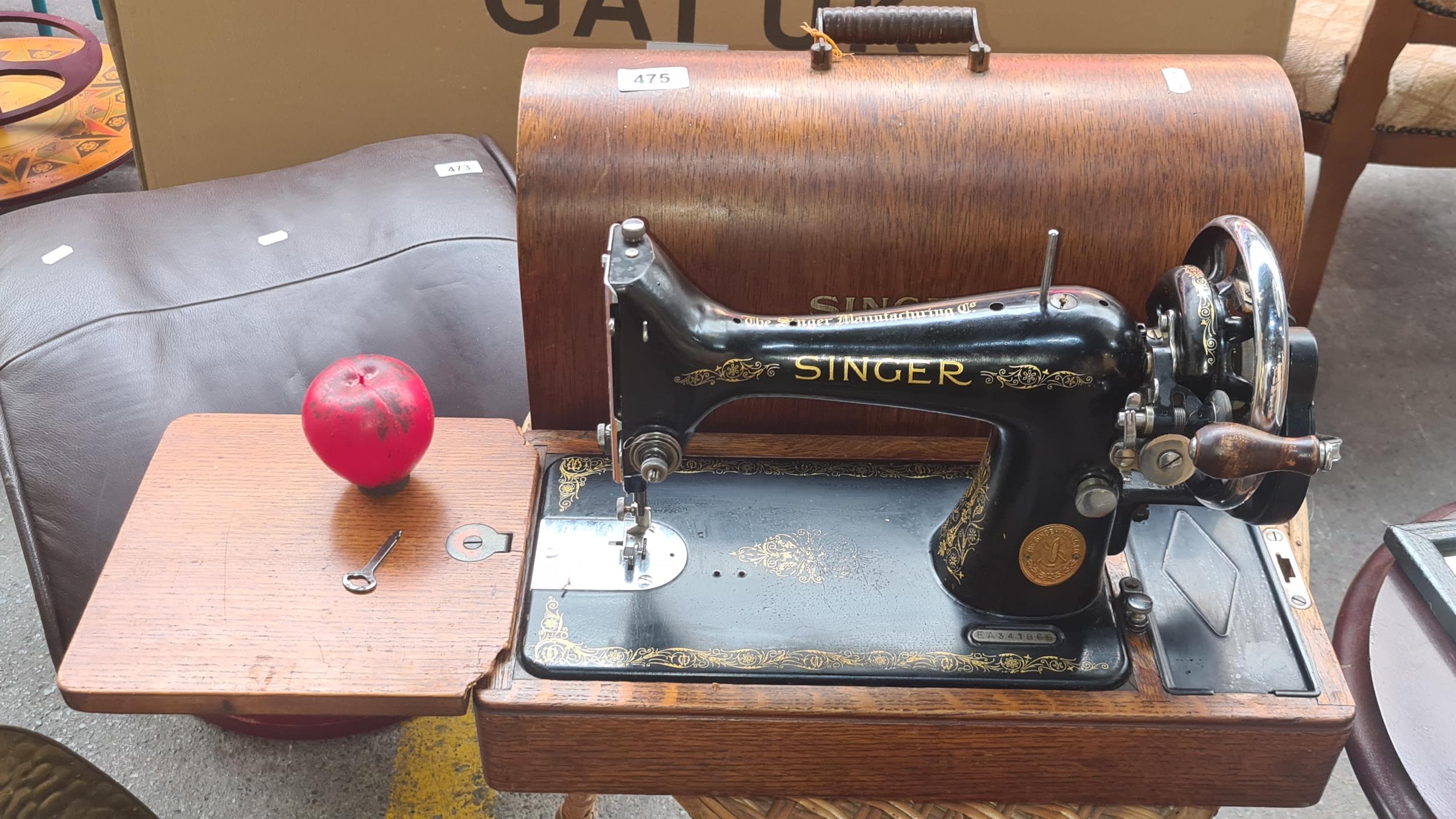 A stunning vintage 1930s Singer Sewing machine EA341866 featuring black ...