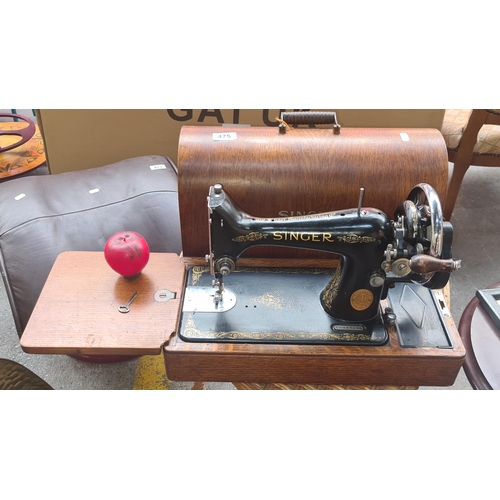 A stunning vintage 1930s Singer Sewing machine EA341866 featuring black ...