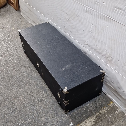 Black vinyl-covered salesmans sample carrying case with metal corner ...