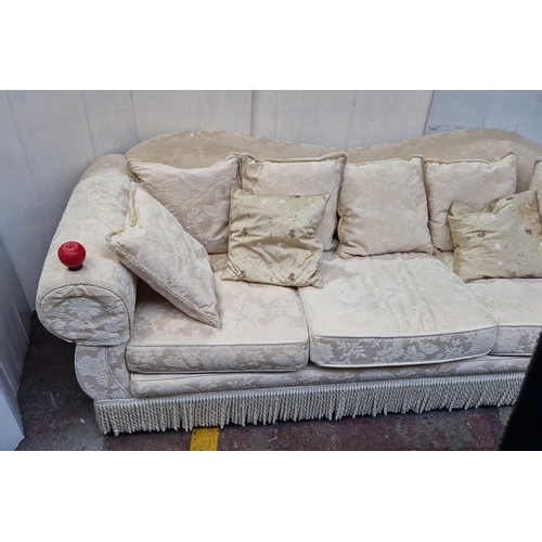 Star Lot : A Super quality Peter Guild Fine Upholster makers Three-seat ...