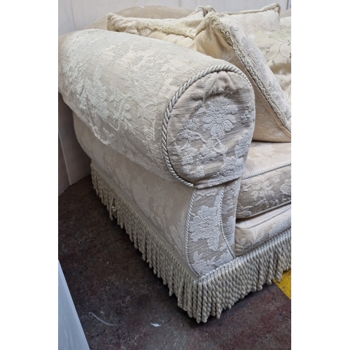 Star Lot : A Super quality Peter Guild Fine Upholster makers Three-seat ...