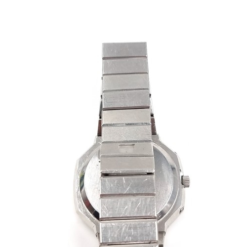 Super Star Lot : An Omega Quartz Constellation Calibre 1310 wristwatch ...