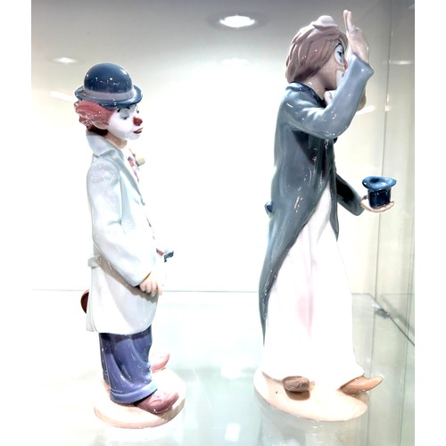 Lladro "Circus Sam" 5472 Clown with violin , Cascade clown figure