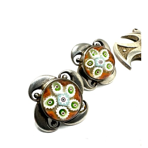 A Scottish silver pendant, earrings and cufflinks by Caithness Glass (48g)