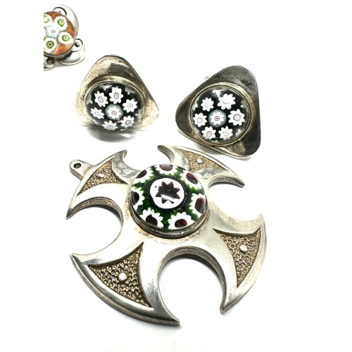 A Scottish silver pendant, earrings and cufflinks by Caithness Glass (48g)