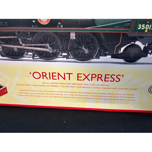 Hornby OO Gauge R1038 "Orient Express" The boxed set, brand new