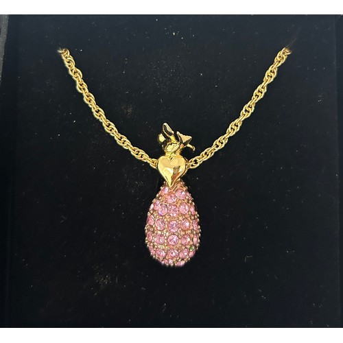 Selection of 3 boxed Joan Rivers Collection pendant necklaces, all ...