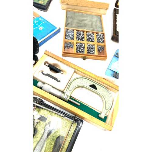 Selection of vintage measuring tools