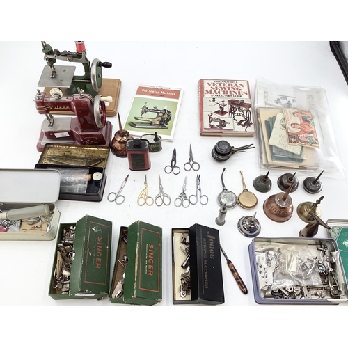 Two vintage miniature sewing machines, Vulcan Senior, Grain, together ...