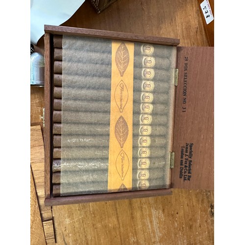 Three boxes of Bolivar Fox Selection Number 31. Each box containing 25 ...