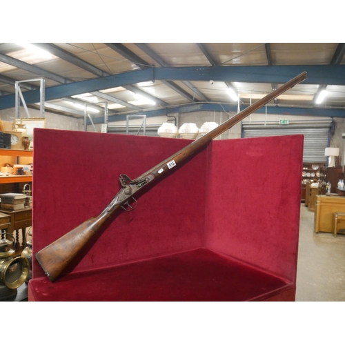 18TH C. LONG FLINTLOCK WITH 52" BARREL - LONDON MAKER & EXCELLENT PROOF
