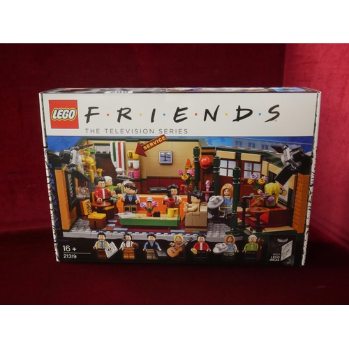 LEGO SET UNOPENED CODE 21319