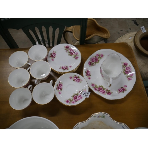 QUEEN ANNE TEA SET