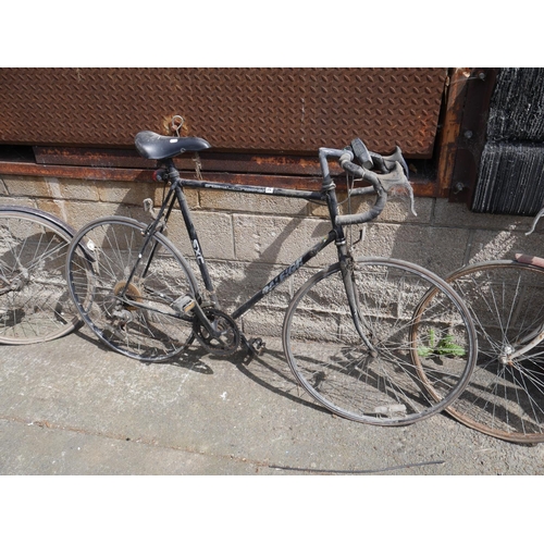VINTAGE RALEIGH RACING BIKE