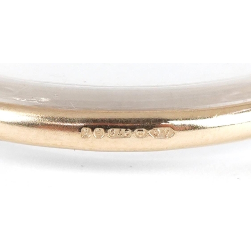 9ct gold open locket, 3.2cm in diameter, 3.2g