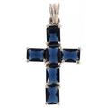 A white metal blue stone cross pendant, 3.8cm high, 5.2g.