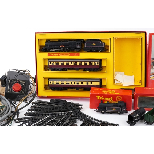 Tri-ang OO/HO gauge model railway trains, carriages and accessories ...