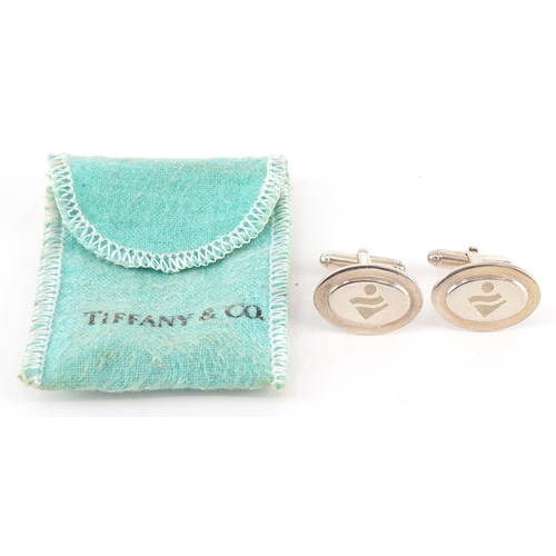 Tiffany & Co., a pair of silver cufflinks, 22mm x 16mm, total 12.2g.