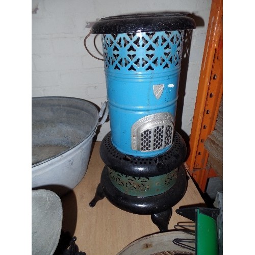VINTAGE VALOR 650-R PARAFFIN HEATER IN BLACK AND BLUE - WITH ORIGINAL ...