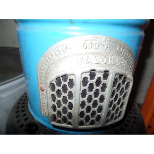 VINTAGE VALOR 650-R PARAFFIN HEATER IN BLACK AND BLUE - WITH ORIGINAL ...