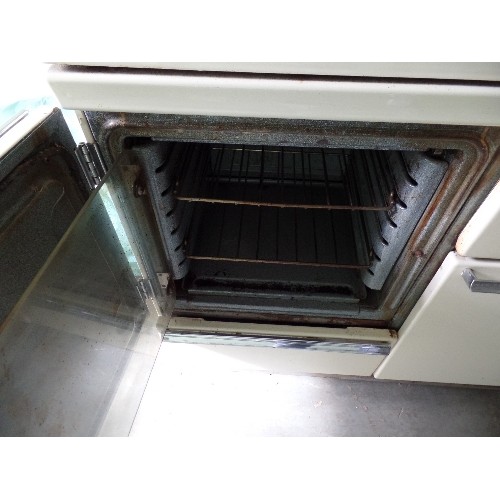 A 1960'S G.E.C. ELECTRIC RANGE COOKER, THE "CAVALCADE" - TOP OF THE ...