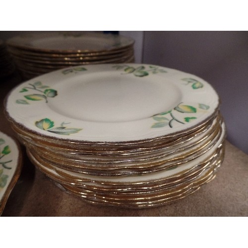 VINTAGE ALFRED MEAKIN DINNER SET WITH 4 TUREENS, DINNER PLATES ETC