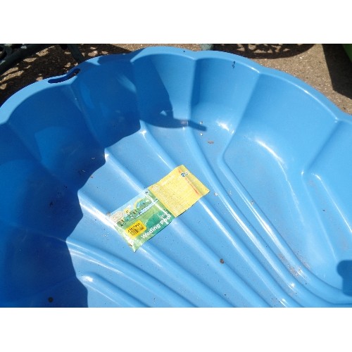 CHAD VALLEY SHELL WADDING POOL