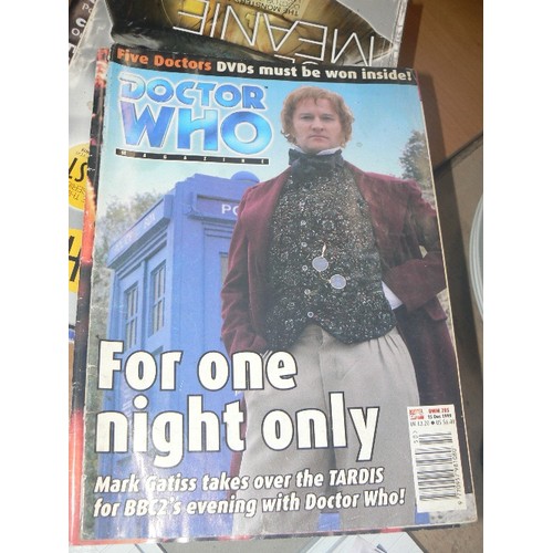STACK OF VINTAGE DOCTOR WHO MAGAZINES.