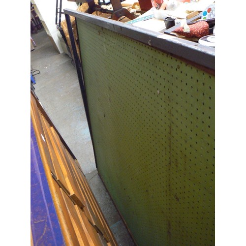 ORIGINAL GPO TRAINING BOARD DEPICTING DOMESTIC TELEPHONE EXTENSION ...