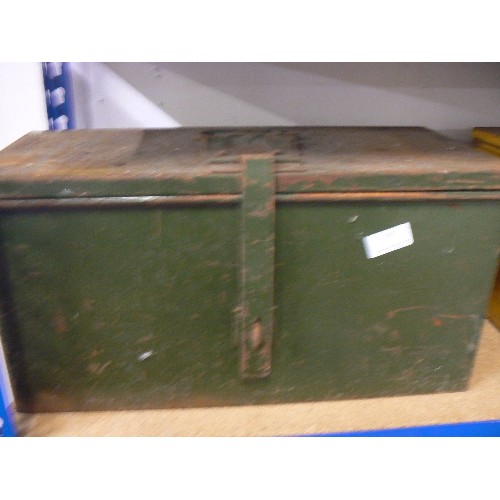 ARMY TOOL BOX WITH TOP TRAY