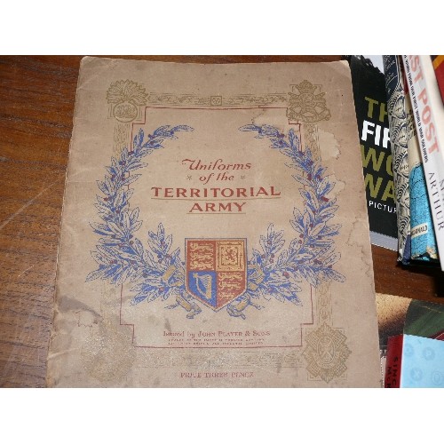 APPROX 40 BOOKS ON THE SUBJECT OF WW1 & WW2, 'AN ILLUSTRATED HISTORY OF ...