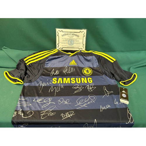 A SIGNED CHELSEA FOOTBALL SHIRT (SIZE XL) WITH CERTIFICATE OF ...