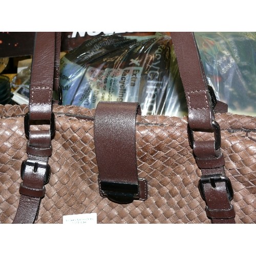 LARGE WOVEN LEATHER JIGSAW TOTE BAG.